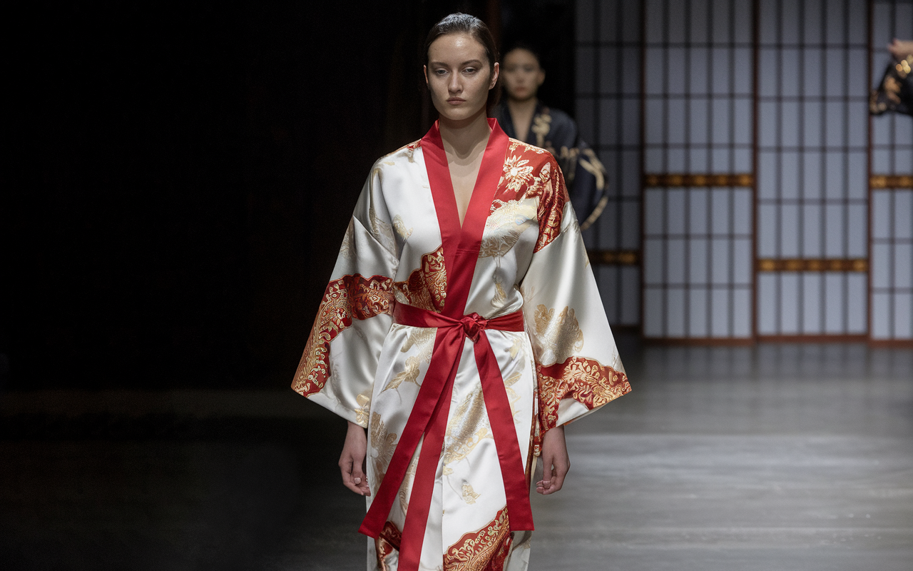 Juni-Hitoe: The Truth About Japan’s Old Fashion Ways